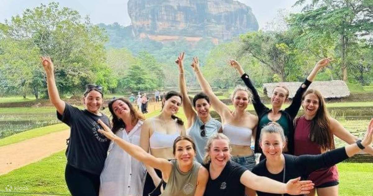 Excursión de un día desde Colombo a Sigiriya y Dambulla - Klook Estados Unidos